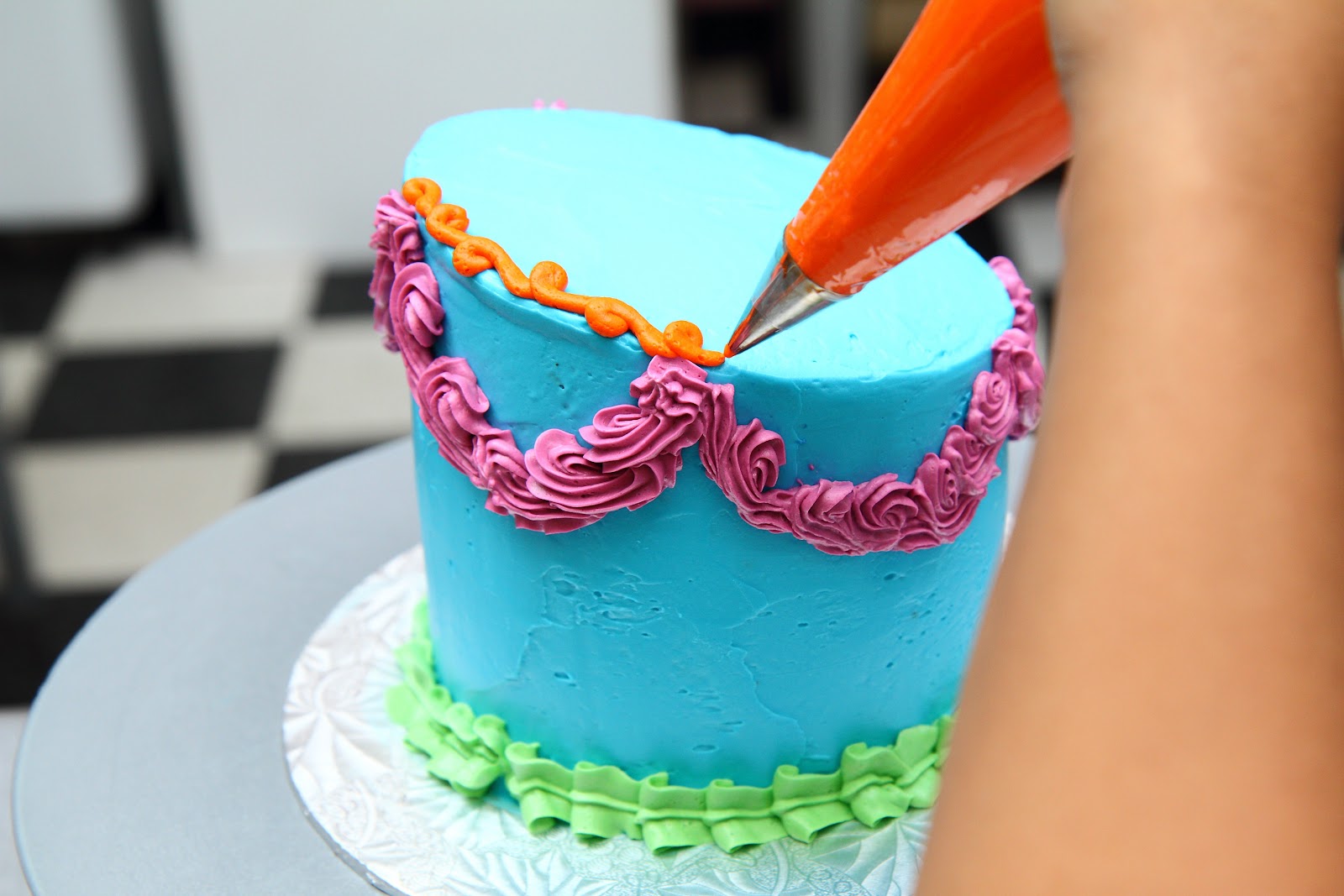 Whimsical Cake Studio Inc.: How to Make a Whimsical Smash Cake