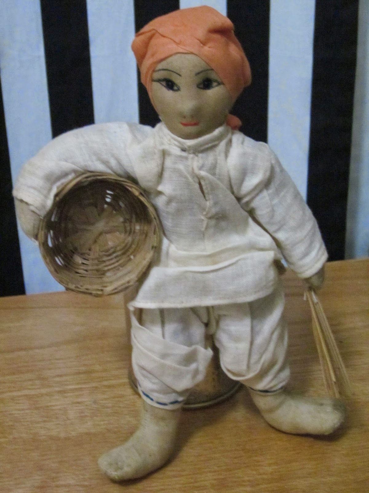 Thorne Garnet: June 2014