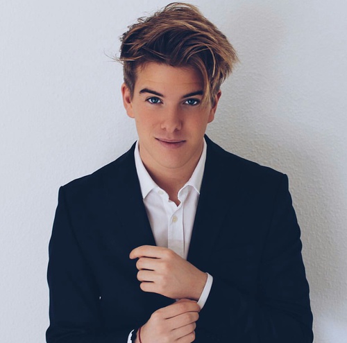 INFLUENCERS: alex puertolas