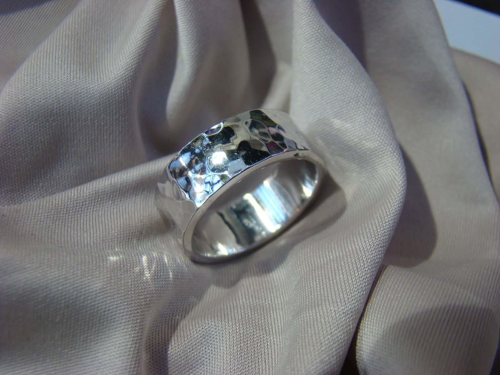 Barry Doyle Design Jewellers: The Facts White Gold