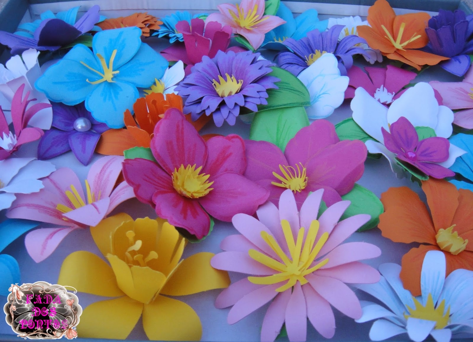 A Magia do Quilling e Papel: Flores Variadas e Coloridas de Papel (para ...