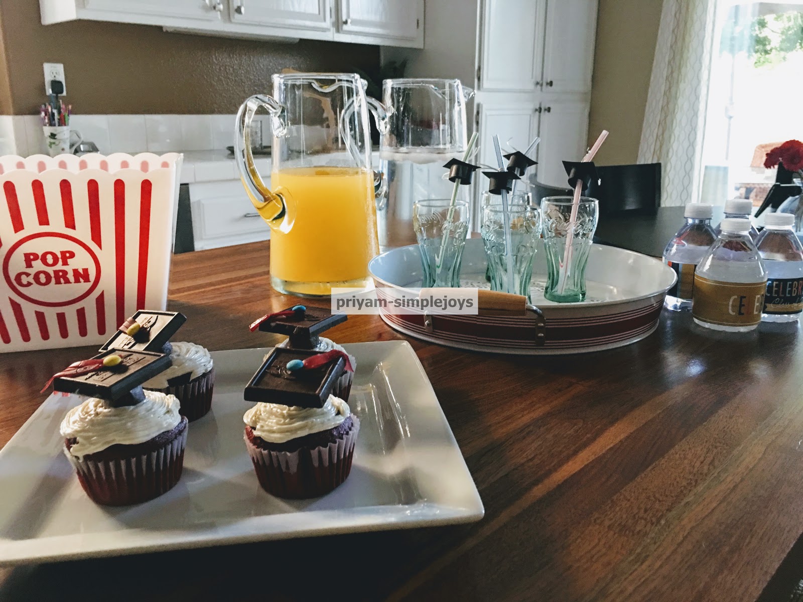 SimpleJoys: Graduation Sleepover Party