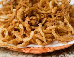 Aventuras no Fogão: Cebola Crocante (Crispy Onion)