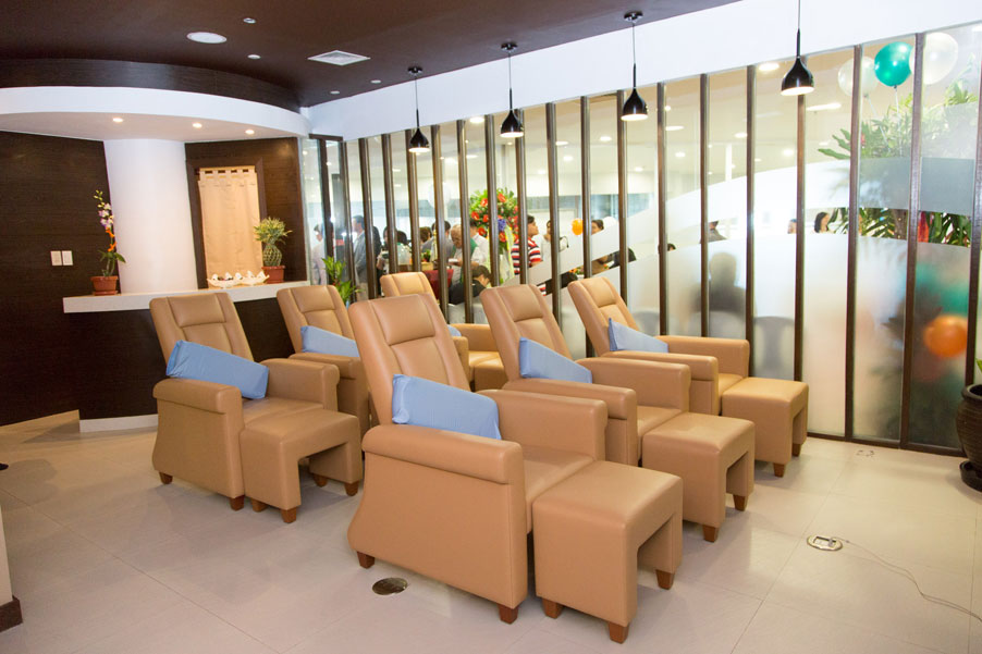 News Philippines | Philippines News Update: NAIA 3 transit lounge opens