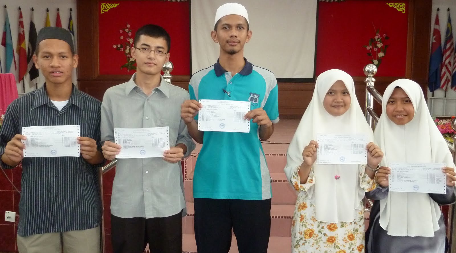 SMK AGAMA MELOR: Pelajar Cemerlang SPM 2010 SMKAM