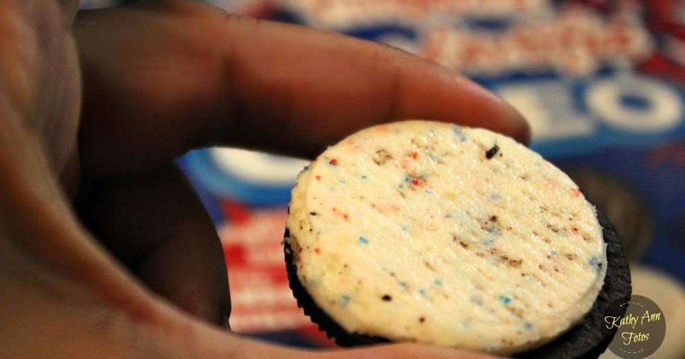 Taste-tested OREOS' LIMITED EDITION 'FIREWORK' Cookies (10 Photos)