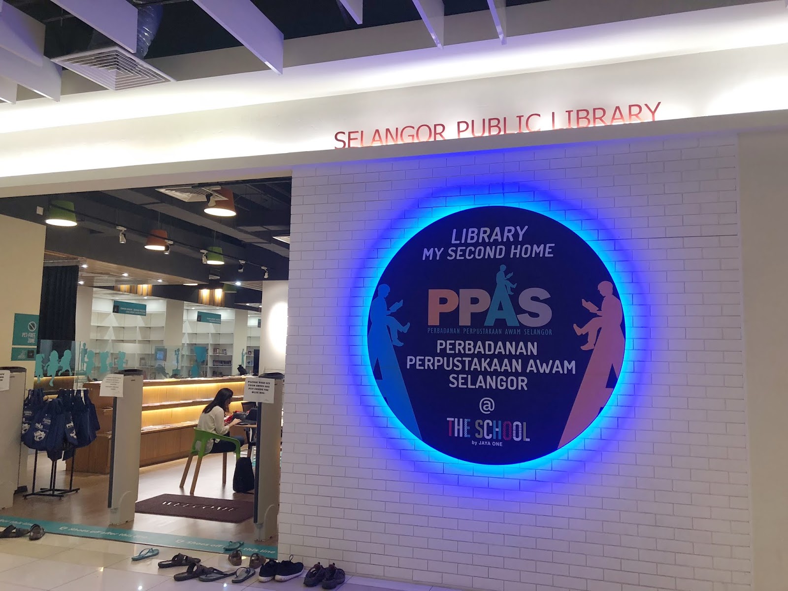 PPAS (Perbadanan Perpustakaan Awam Selangor) at The School Jaya One ...