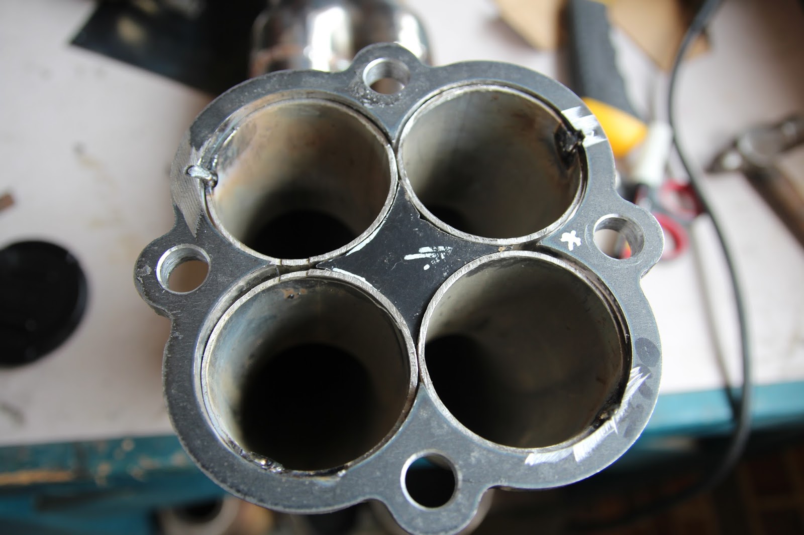 Cobra Dreaming: Side Pipes Setup.