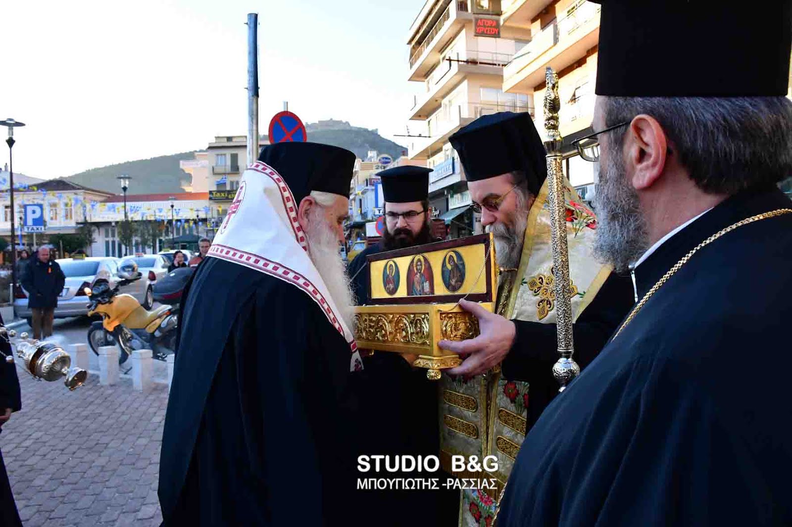 Άγιοι και Εκκλησία: Η ΙΕΡΑ ΜΗΤΡΟΠΟΛΗ ΑΡΓΟΛΙΔΟΣ ΥΠΟΔΕΧΘΗΚΕ ΤΟ ΙΕΡΟ ...