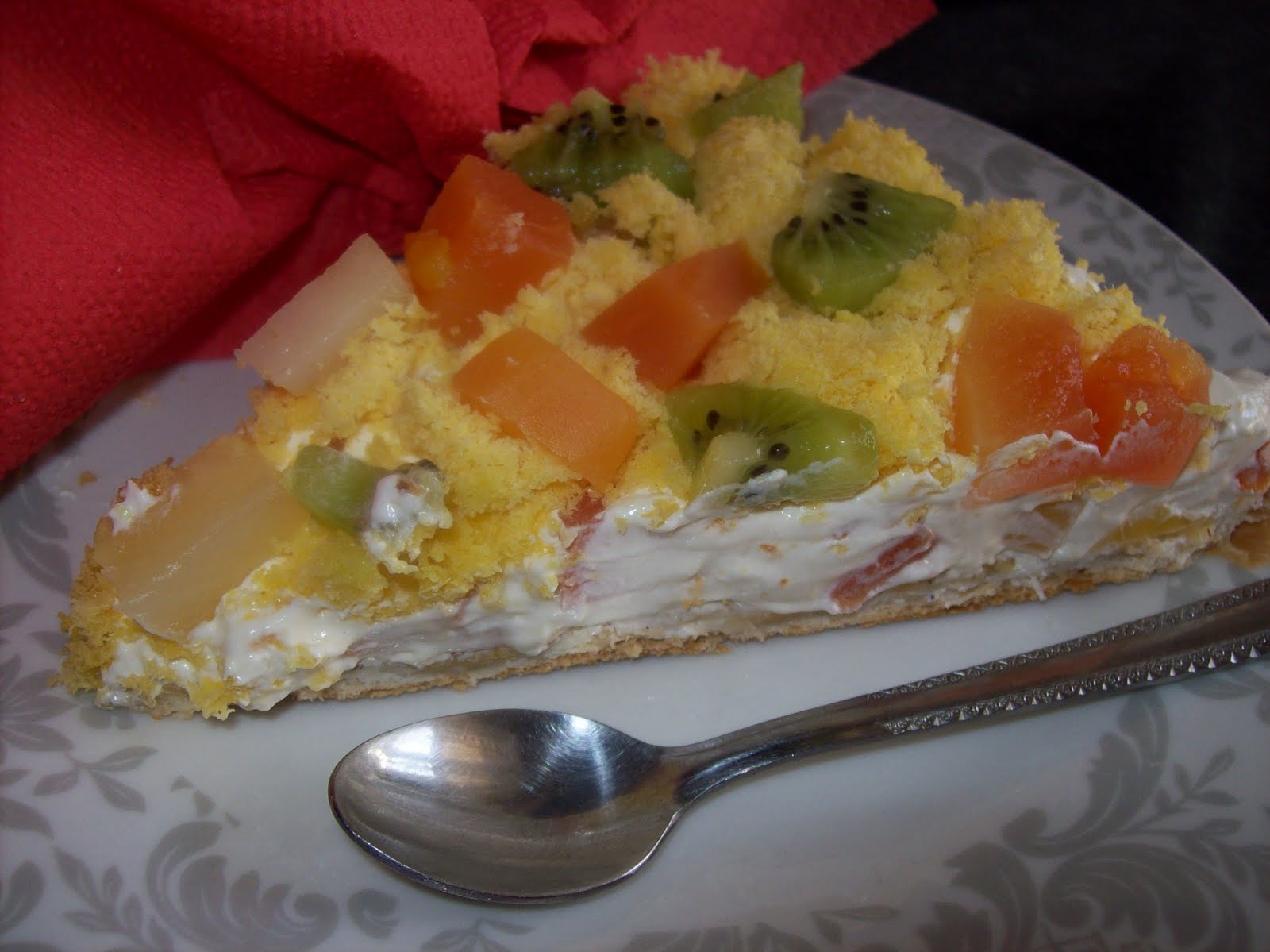 Gatiti preparate gustoase: TARTA CU FRUCTE EXOTICE