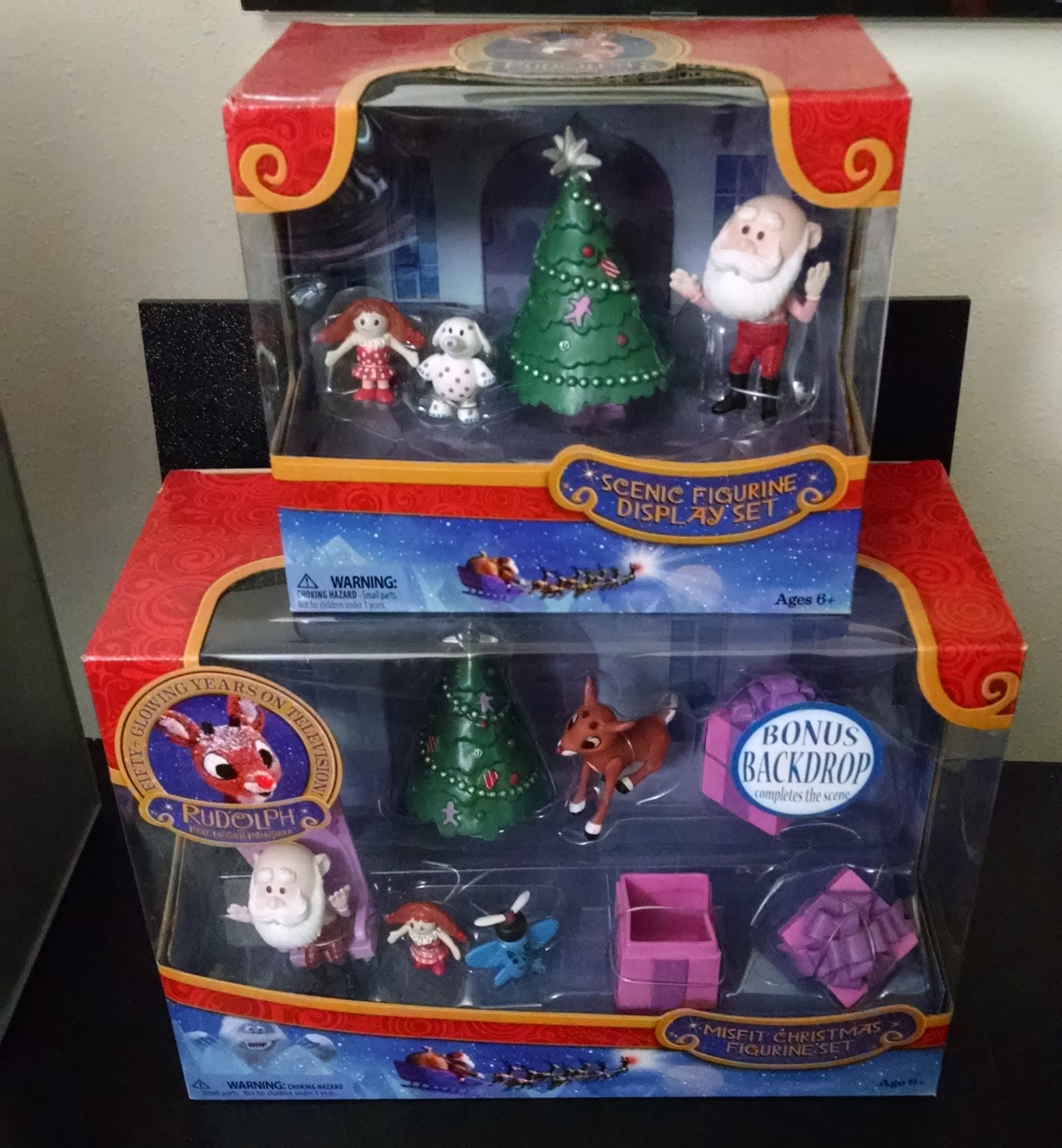 Forever Fun: Misfit Christmas and Santa's Christmas Figurine Playsets