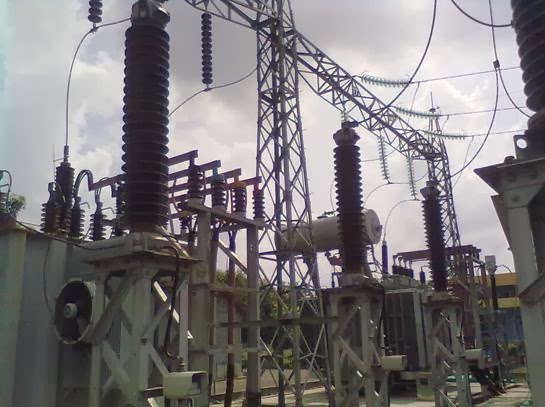 Konslet: PEMASANGAN DAN PEMELIHARAAN LIGHTNING ARRESTER DI GI 150kV JEKULO