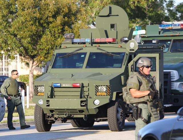 Gsg9 1/87 Unité spéciale: Special Response Team Miami Dade