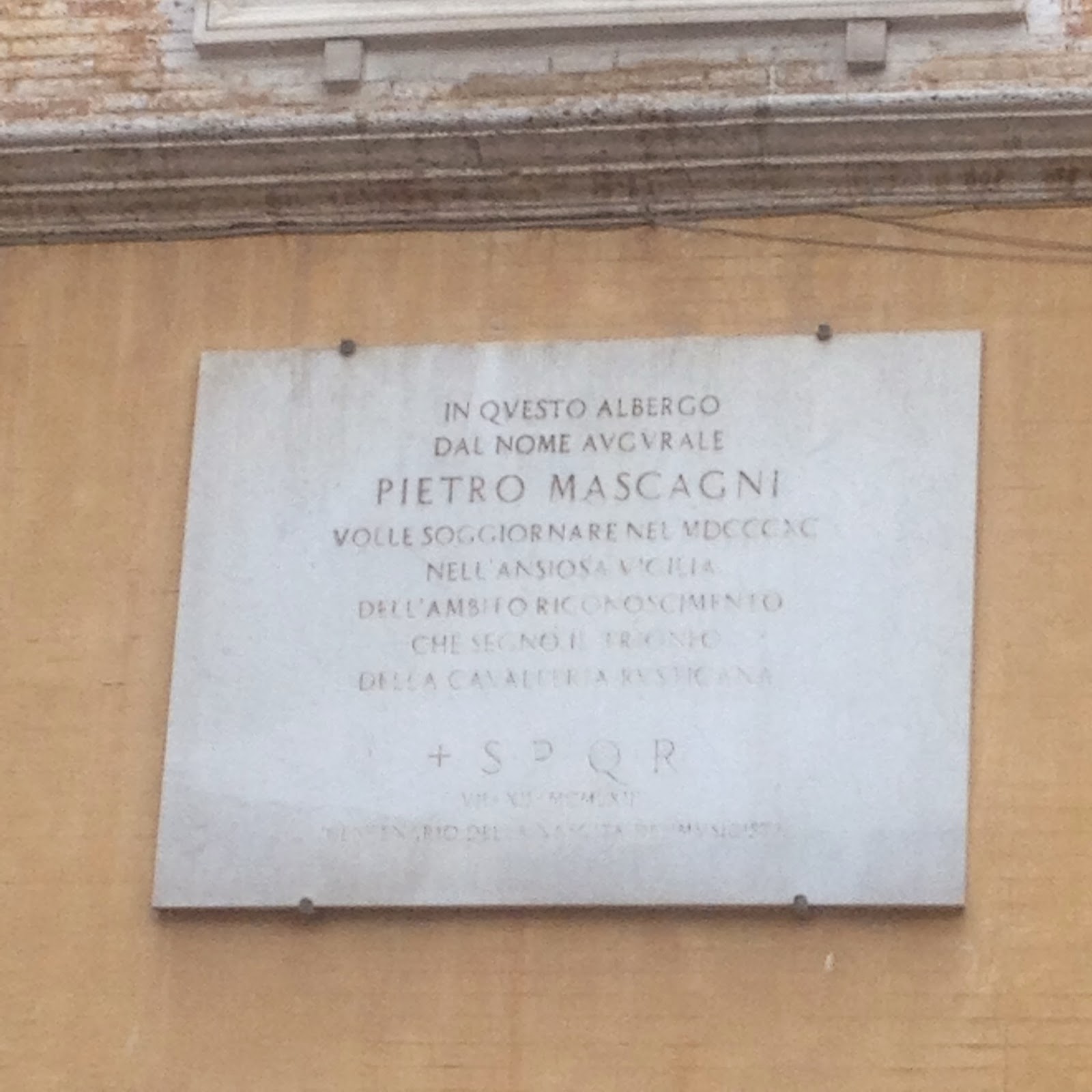 Rerum Romanarum: Targa in memoria di Pietro Mascagni