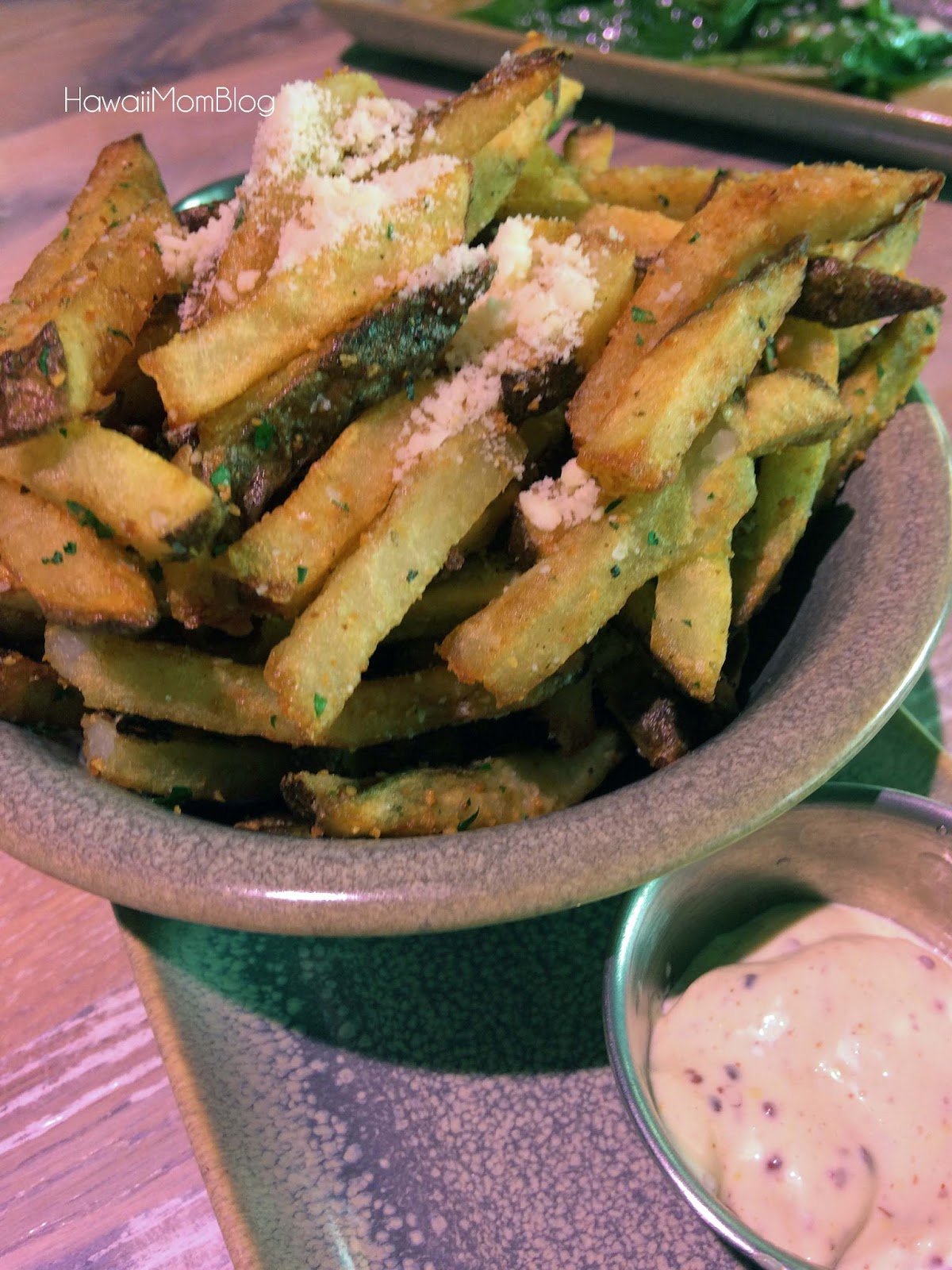 Hawaii Mom Blog: Recently-Opened in Kaka`ako: Moku Kitchen