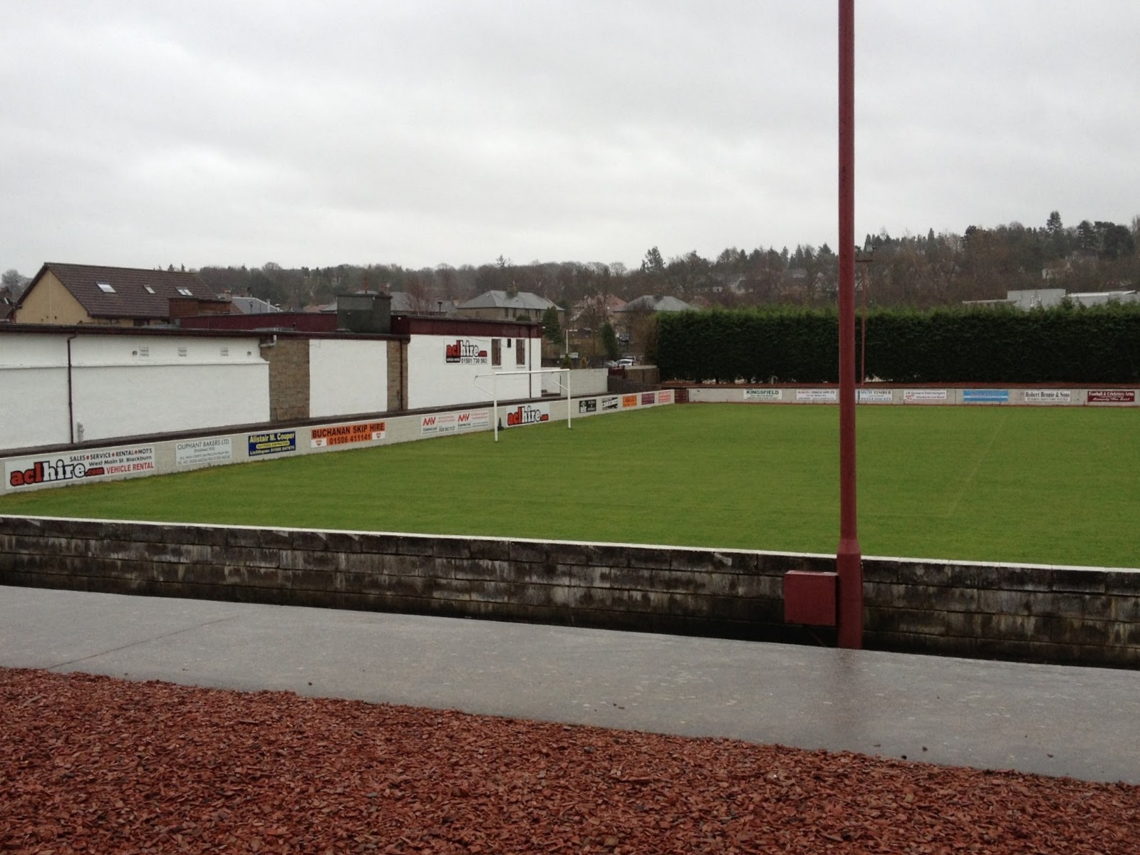 Hopping all over the World Two: Linlithgow Rose (Scotland)