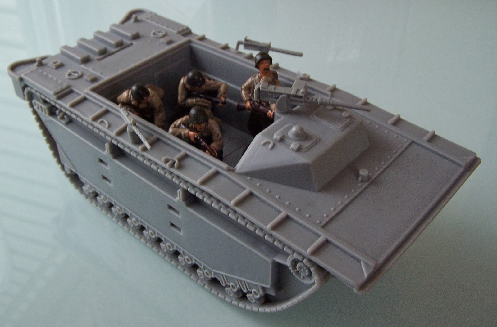 WWII Plastic Toy Soldiers: US Amphibious Vehicles