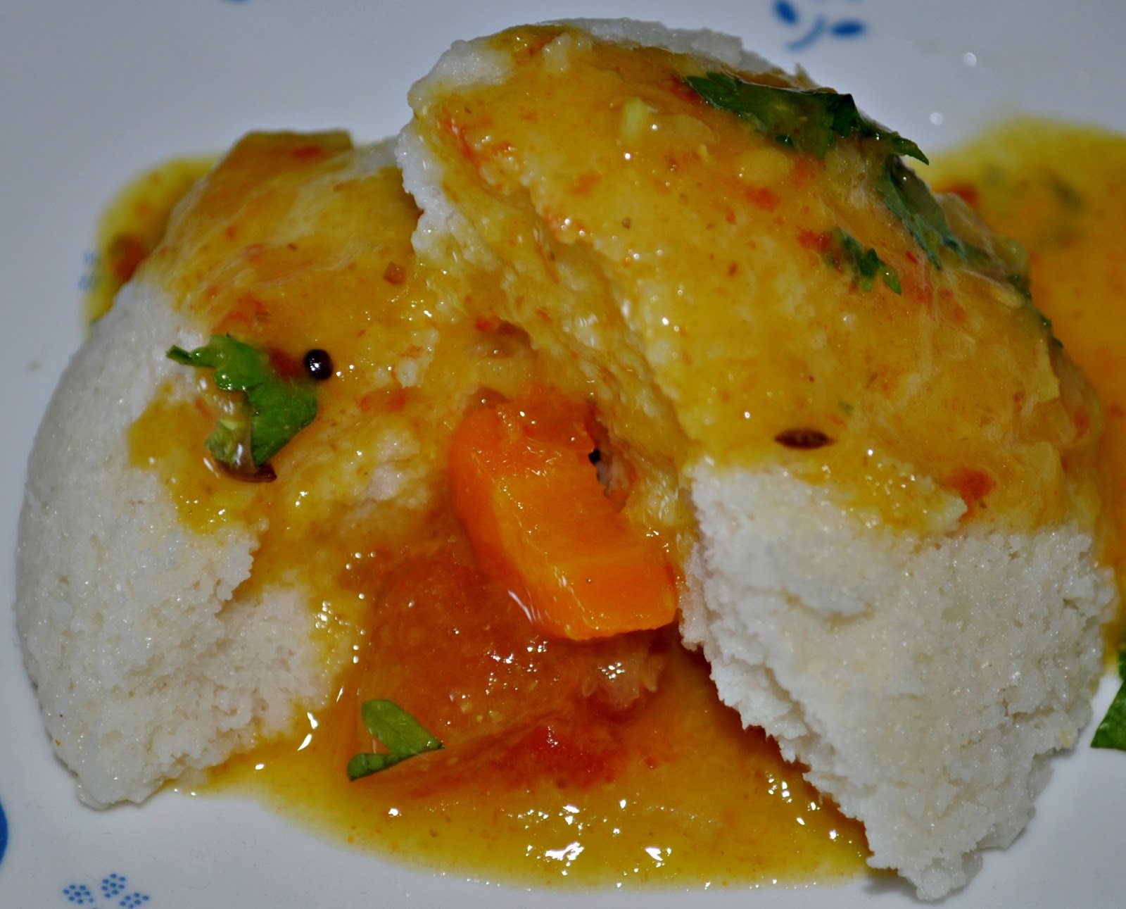 SohNi's Kitchen: Idli Using Idli Rava