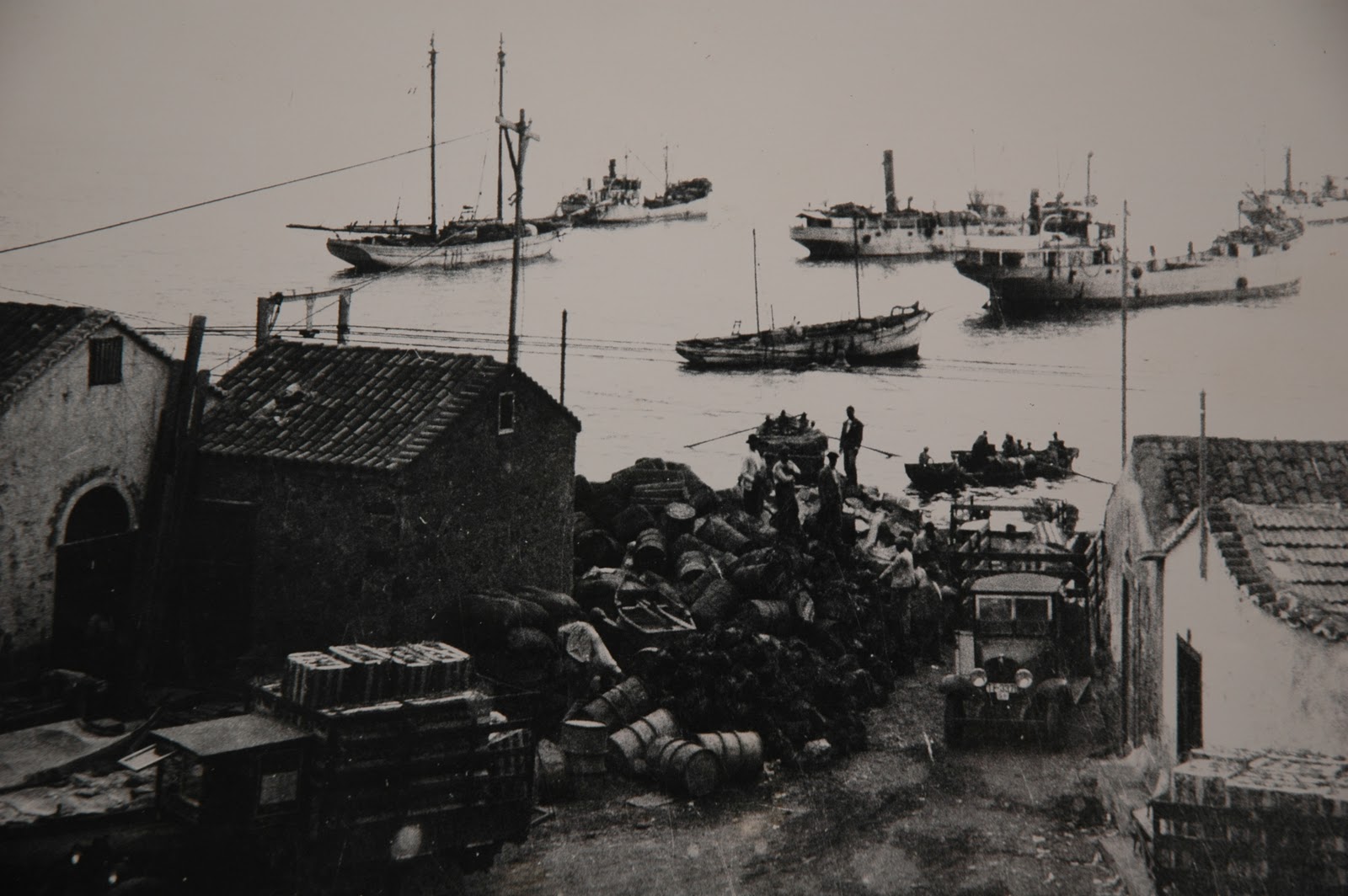BARCOS MERCANTES EN EL PUERTO DE TAZACORTE ~ EL BLOG DEL PUERTO
