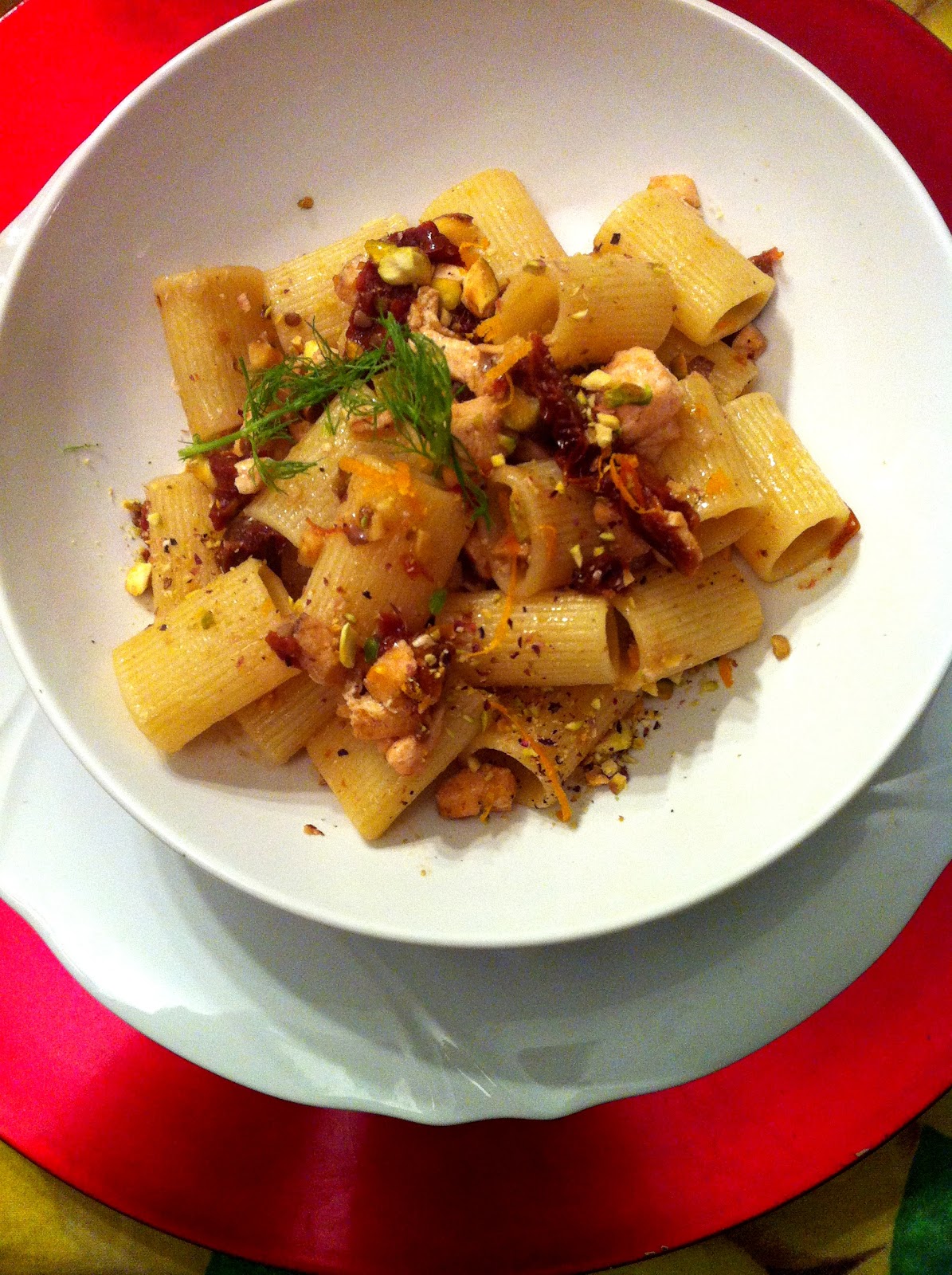 Sfizi e capricci ............ by lauretta: Pasta al salmone e pesto di ...