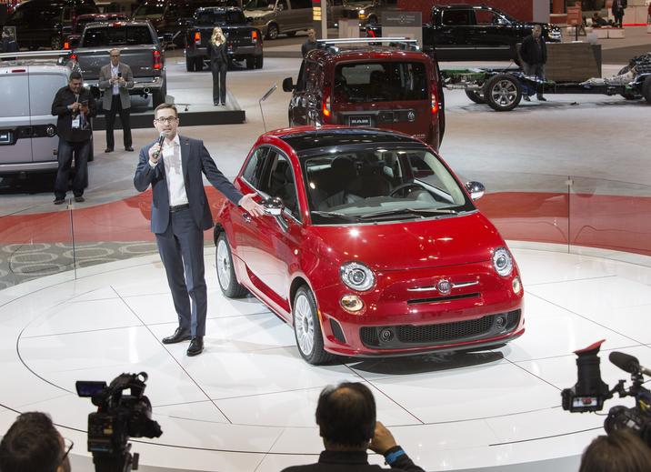 Auto Enthusiasts Newsblaster: Is the Fiat 500 the New Volkswagen Bug ...
