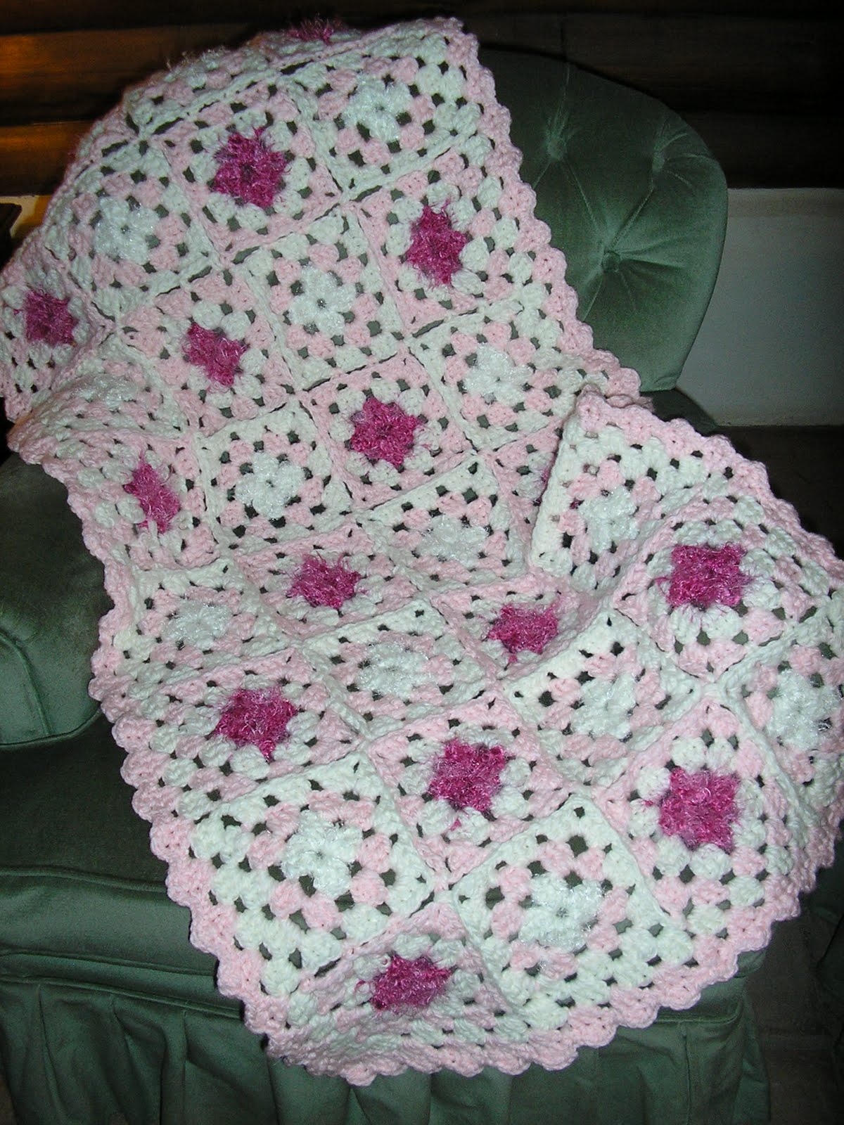 Brotes de Ternura: Manta de abrigo Crochet - Granny Square