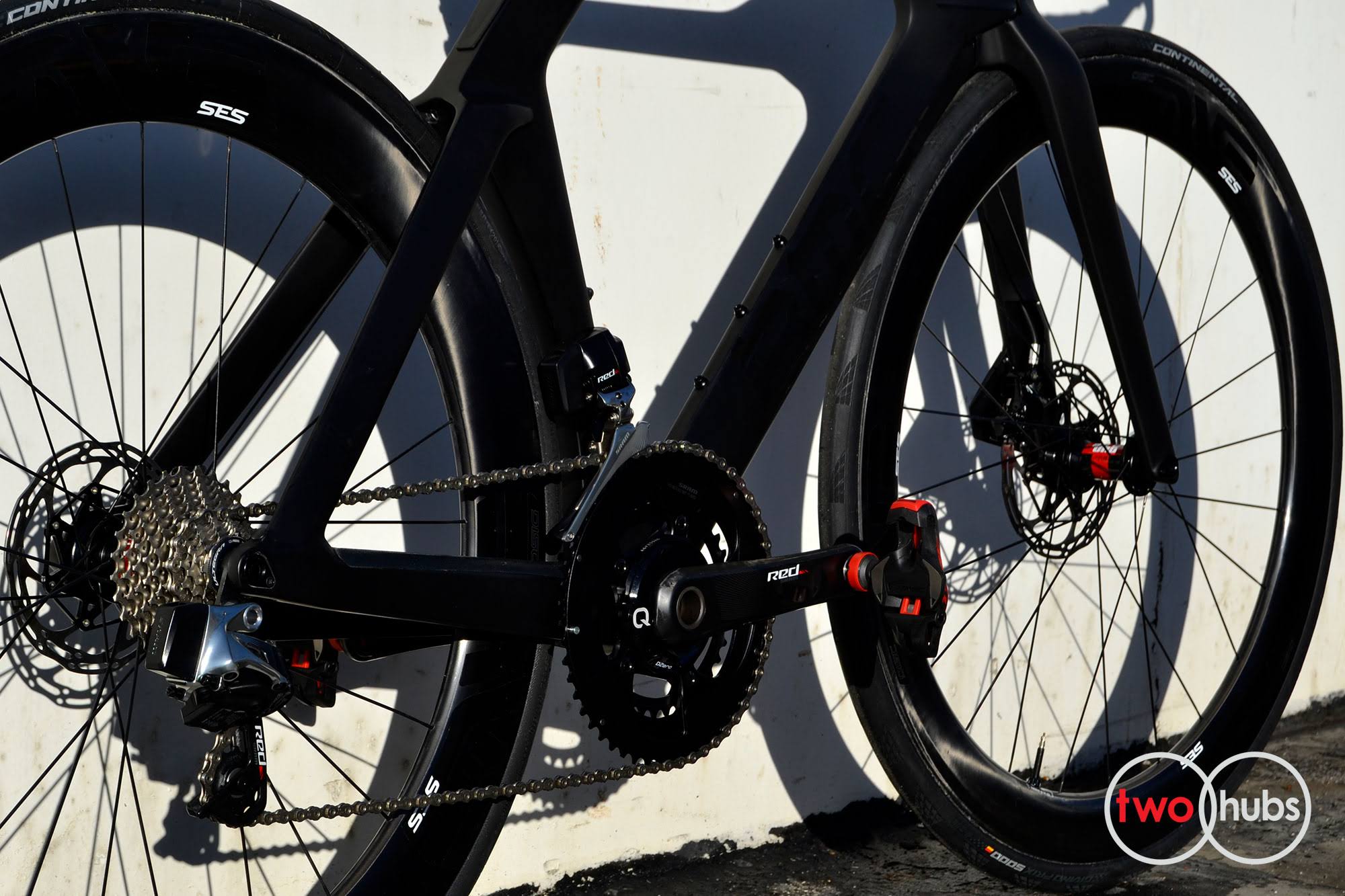 www.twohubs.com: BMC Time Machine 01 Disc SRAM Red eTap Enve Composites ...