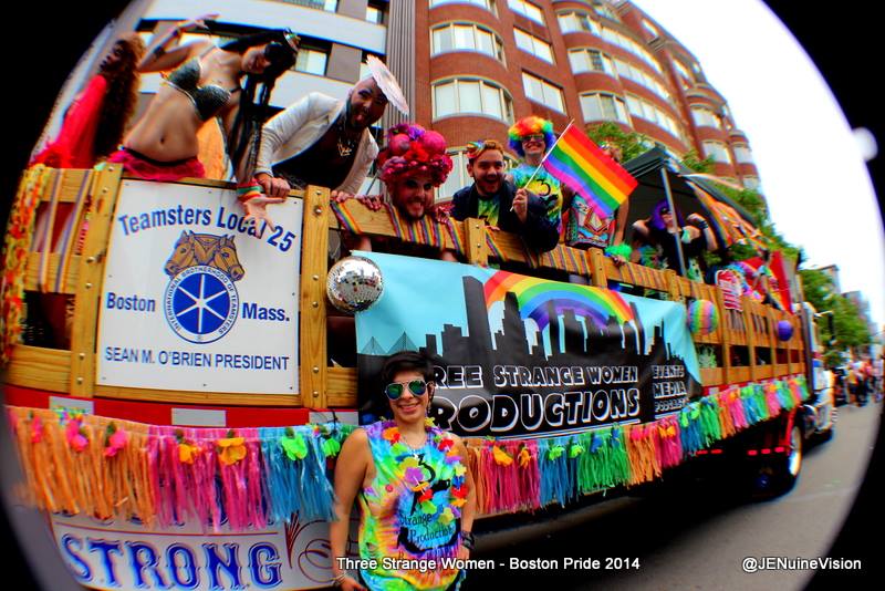 Three Strange Women: TIS THE SEASON! Celebrating the 4th Annual Three ...