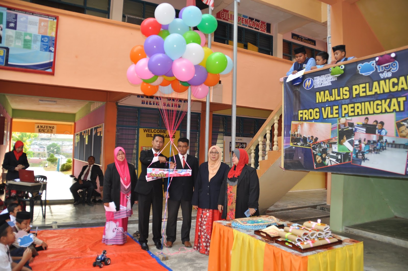 SEKOLAH KEBANGSAAN KUALA KRAI: Majlis Pelancaran Frog Vle dan Laman ...