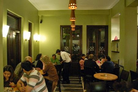 Hotels & Restuarants Reviews Mumbai