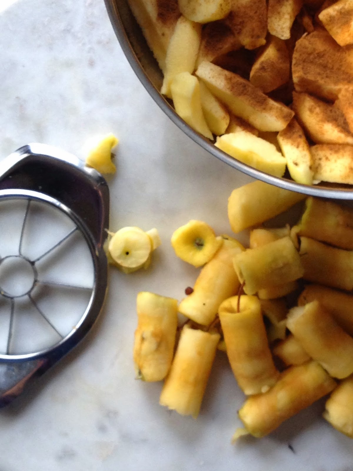 Live Love Lemon: Simple Applesauce