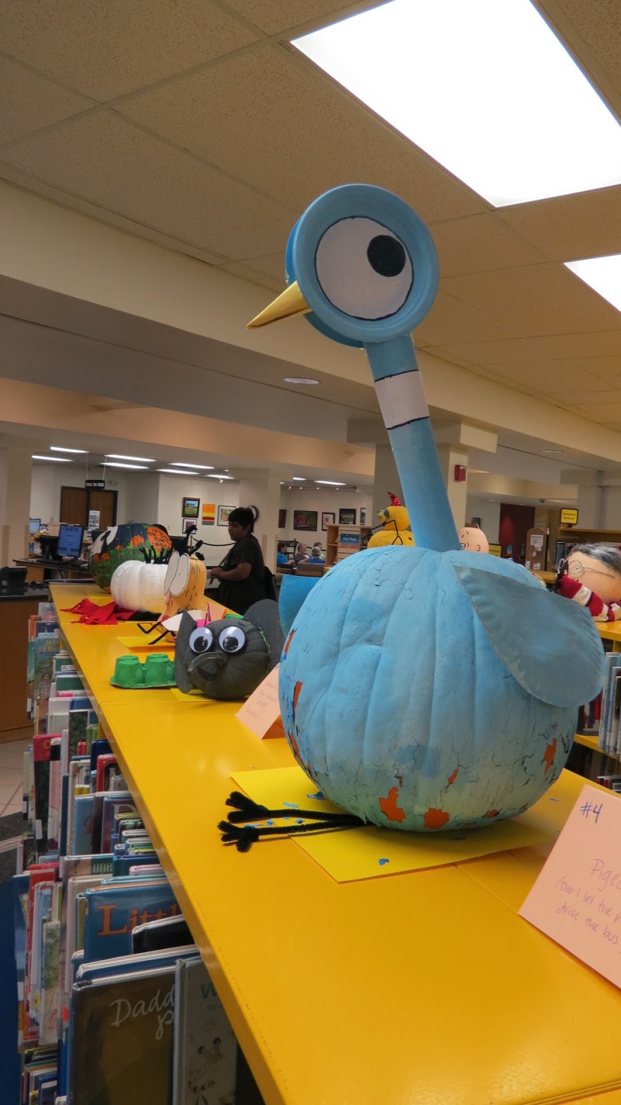 Tweenbrarian: Literary Pumpkin Decorating awesomeness!