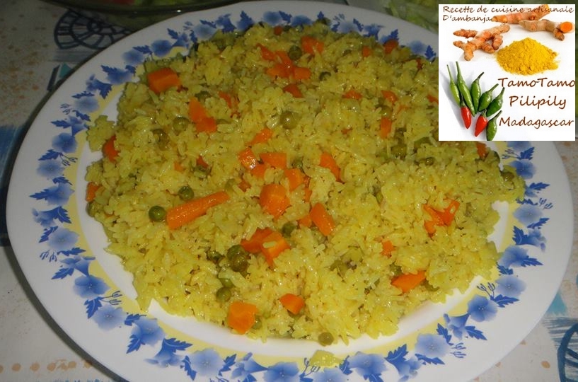 Cuisine artisanale d'Ambanja ( Madagascar ): Riz jaune aux légumes épicé