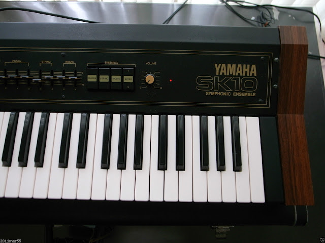 MATRIXSYNTH: Yamaha SK10 SN 2806 with Original Case