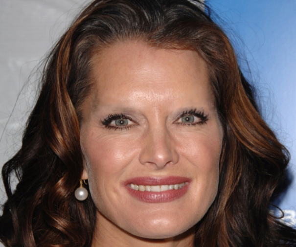 Celebrities Without Eyebrows | Ladies Mails