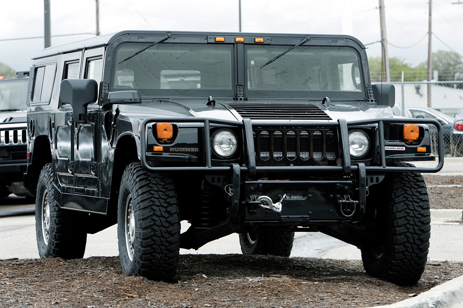Automobiles : tout savoir sur les marques: Hummer H1
