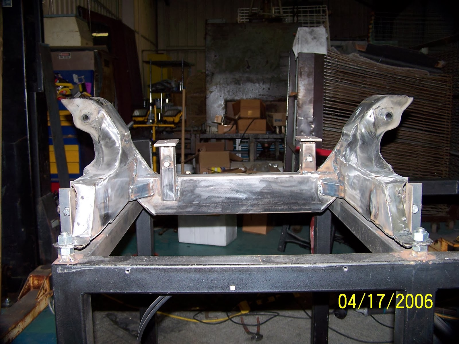 MiataV8 Conversion: Modified stock subframe