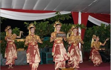 Tarian Daerah di Indonesia beserta Level, Gambar dan Asalnya - ZONA SCM ...