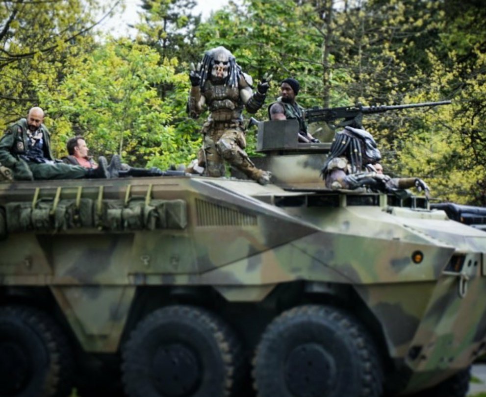 Images: On-Set Photos From The Predator Set Show First Look At Predators