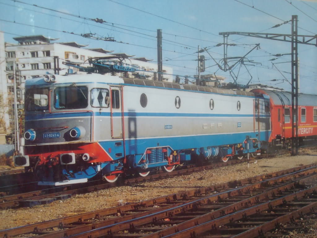Depozitul De Reduceri: Poze vechi cu locomotive Cfr!