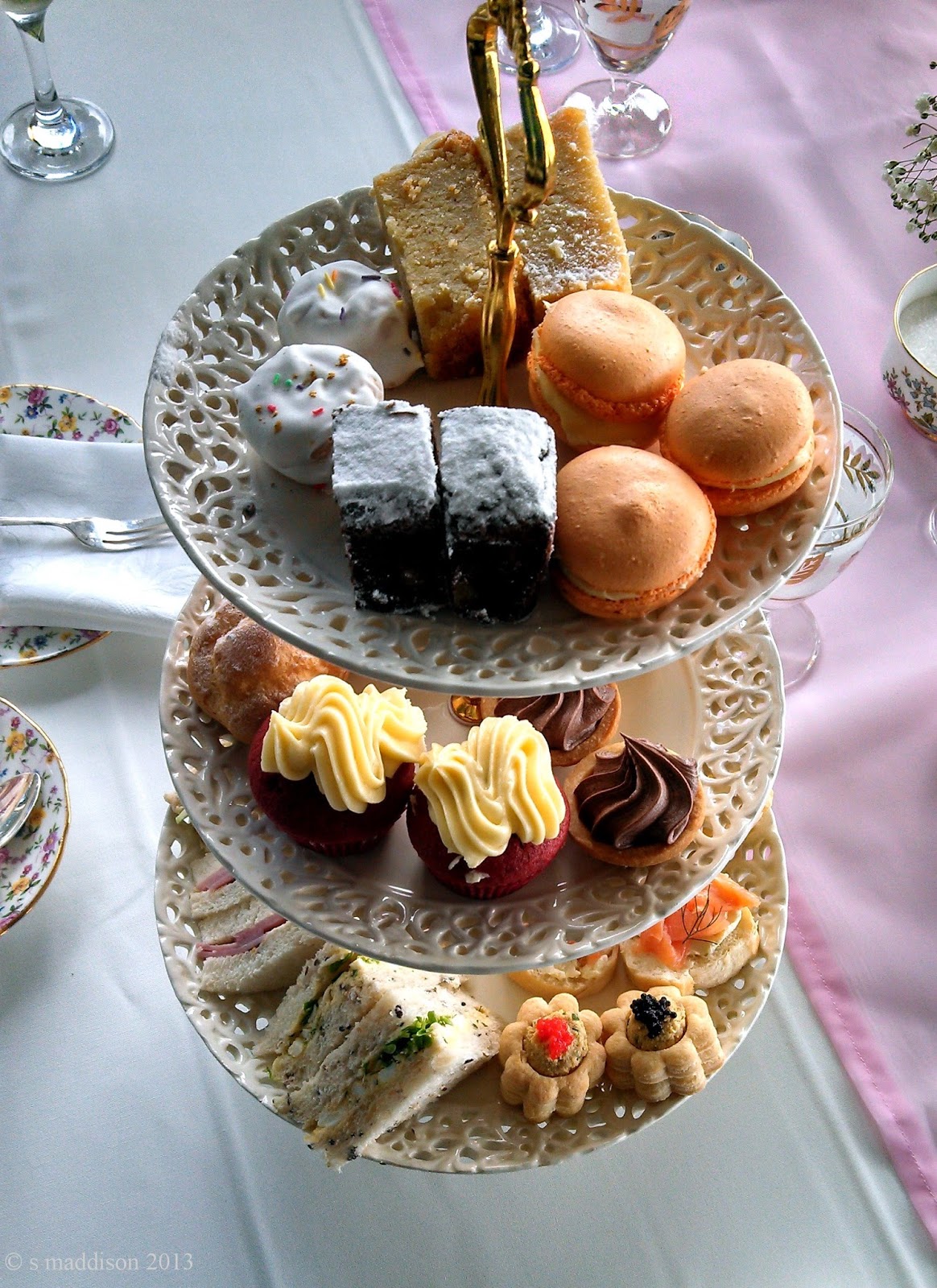 Maddabling: A delightfully decadent High Tea