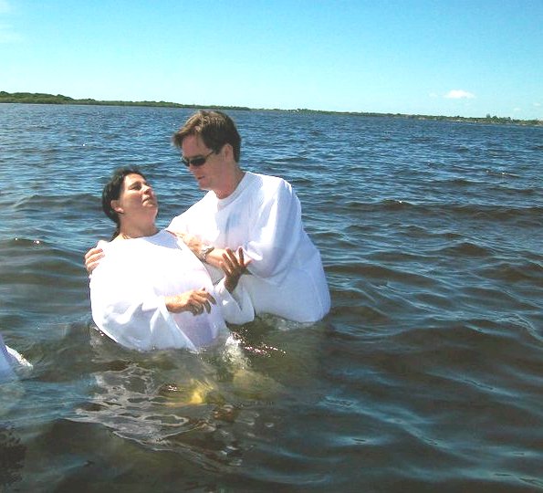 IGREJA BATISTA DA ILHA - IBI (SÃO FRANCISCO DO SUL): BATISMO DE UM FIEL ...