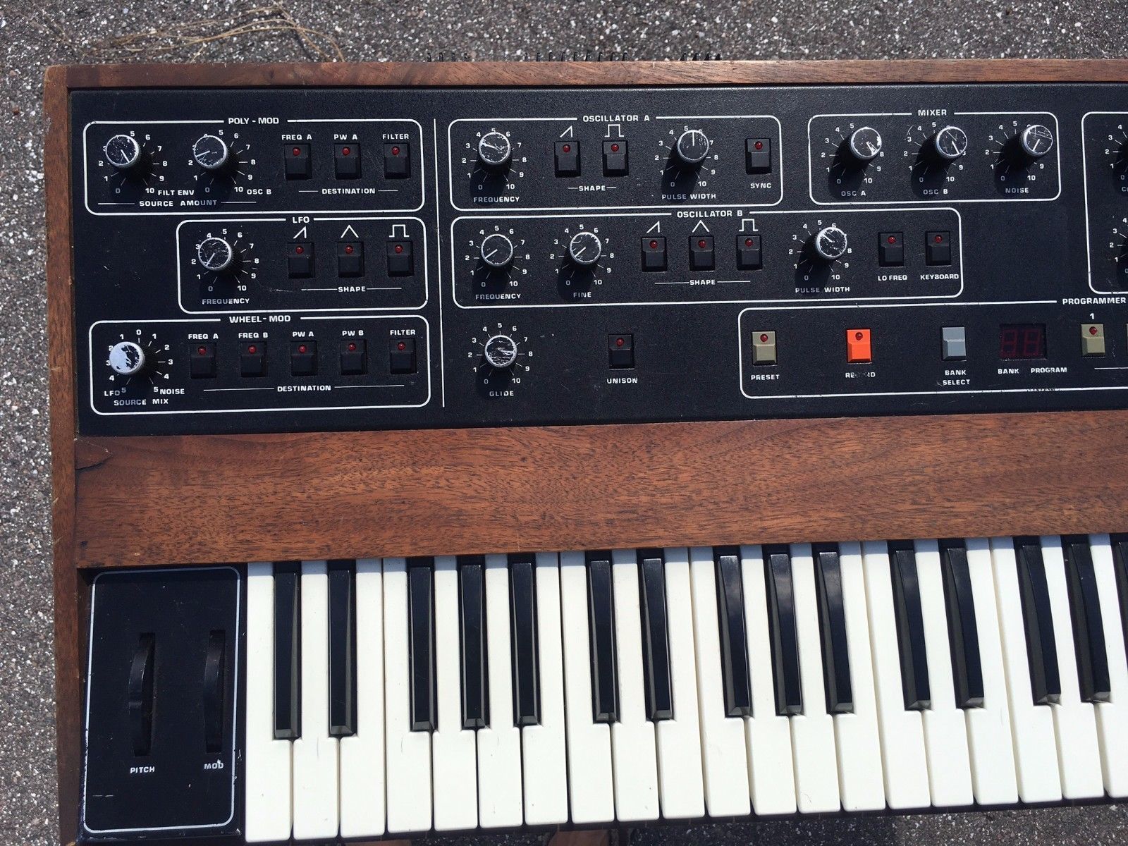 MATRIXSYNTH: Sequential Circuits Prophet-5 SN 5064
