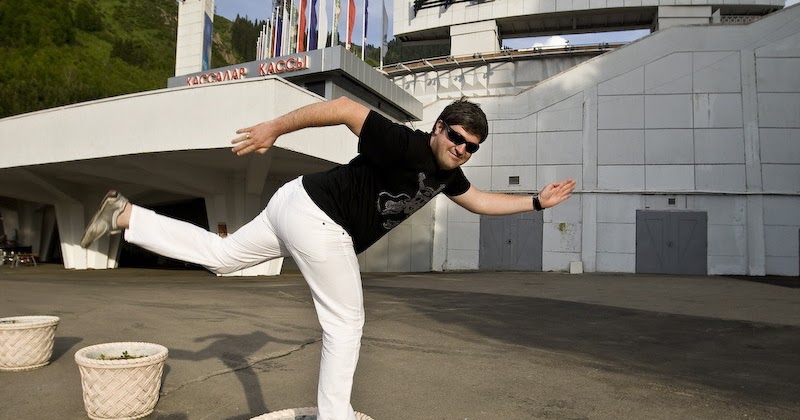 Rusadas: Sergey Dolya: El VIAJERO