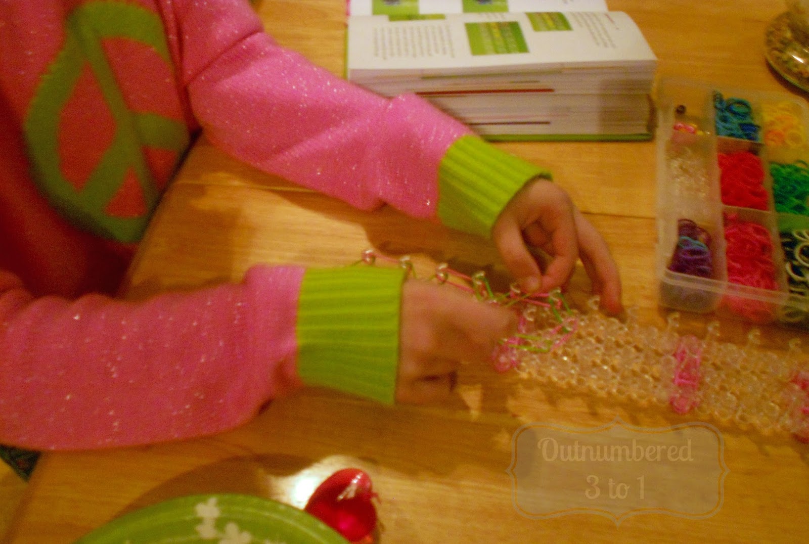 Loom Magic!: 25 Awesome, Never-Before-Seen Designs for an Amazing ...