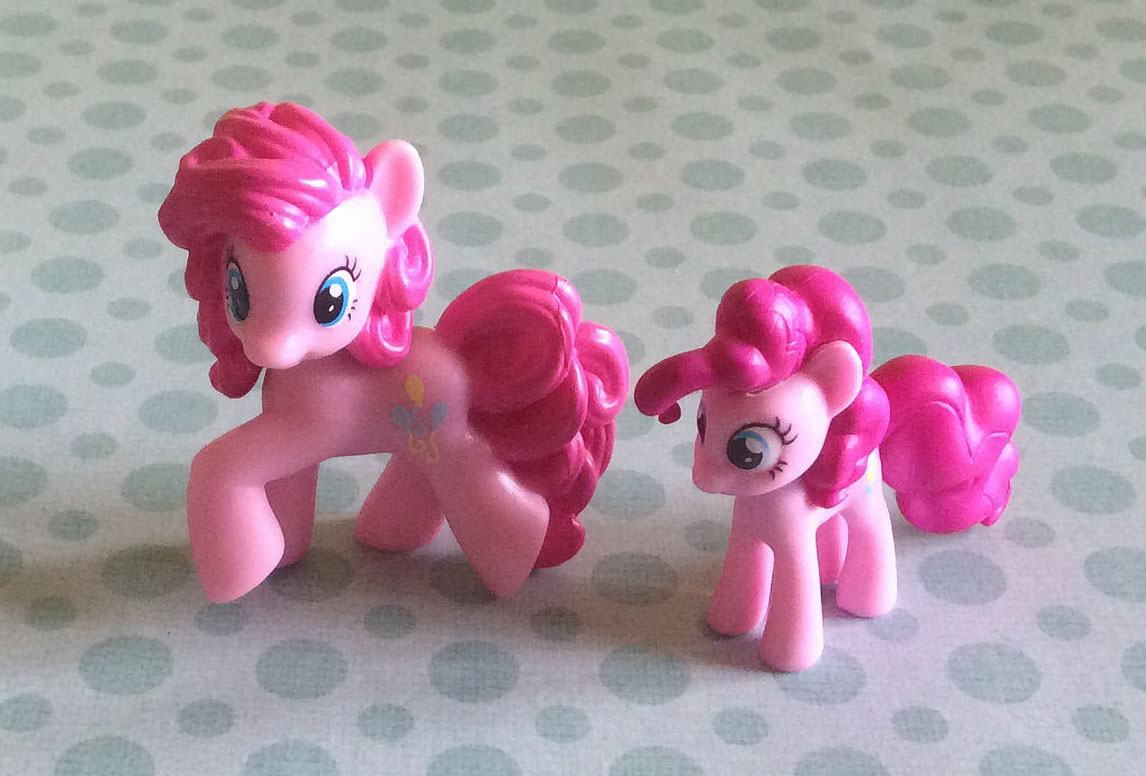 A Better Look at The Magic Pony Purse Pinkie Pie Figure | MLP Merch