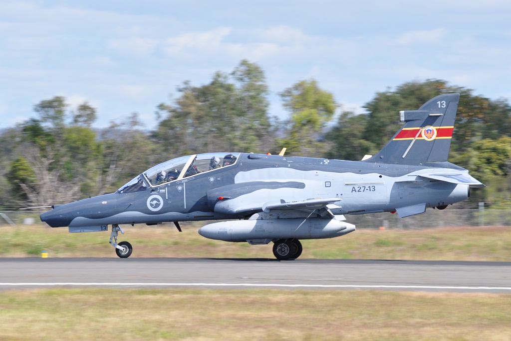 Central Queensland Plane Spotting: A Pair of RAAF BAe Hawk 127 Jets and ...
