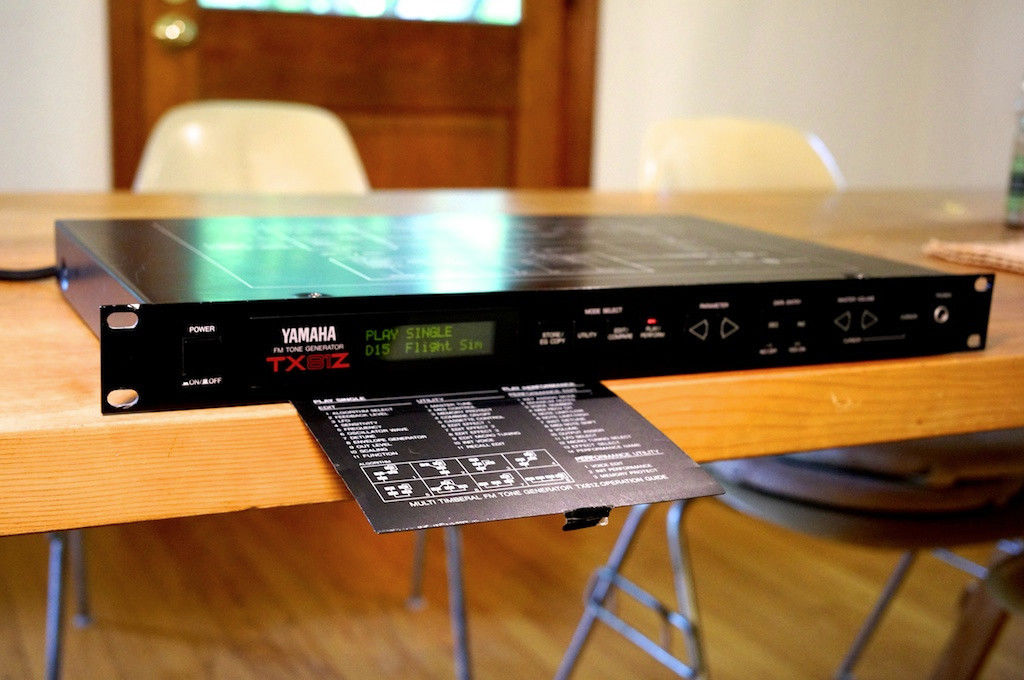 MATRIXSYNTH: YAMAHA TX81Z FM Tone Generator Rack Mount Synthesizer