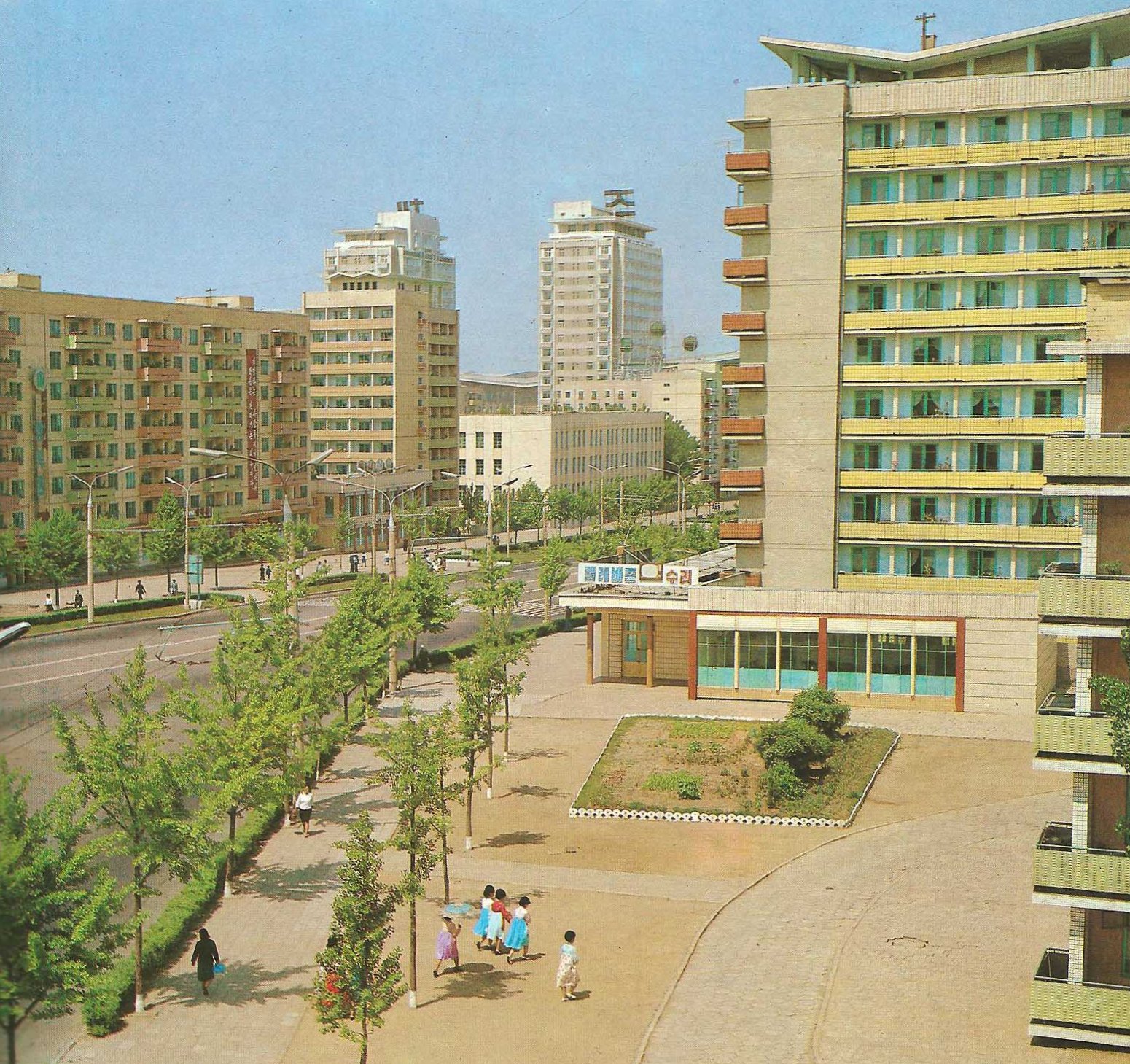 smiling faces sometimes: Pyongyang (7).