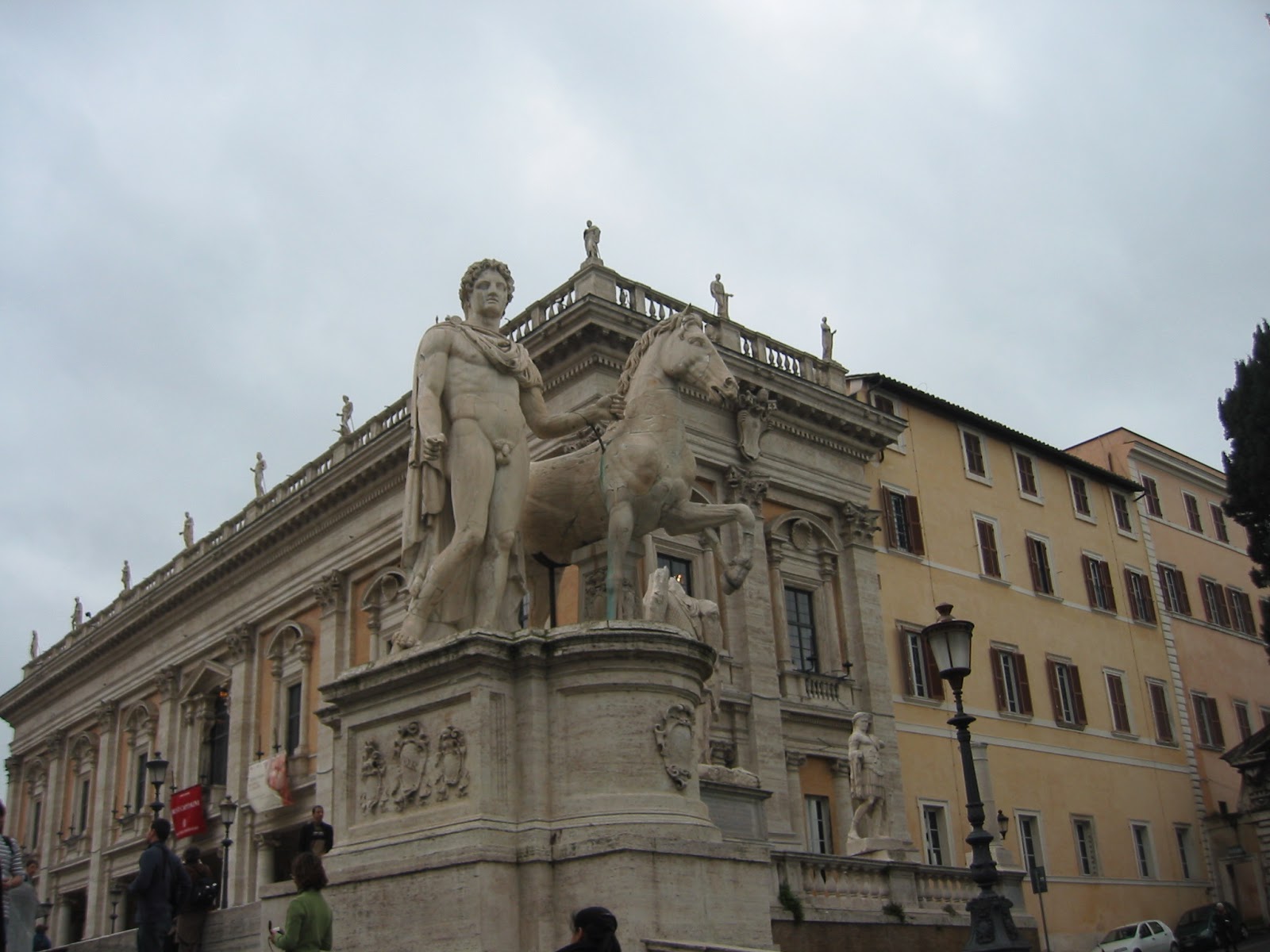 JUNK BOAT TRAVELS: Monumental Monday - Rome